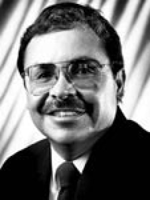 Milken Educator Joe Fresquez (NM '92) | Milken Educator Awards