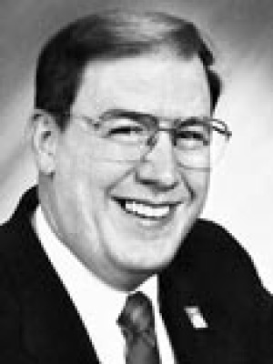 Milken Educator Edward Henke (PA '97) | Milken Educator Awards